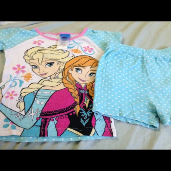 Pajamas | Frozen Pajamas | Poshmark